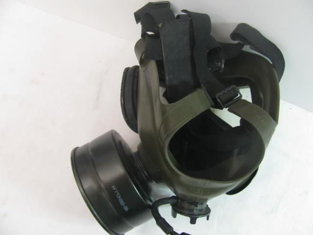 Us M40/M42-Series Field Protective Mask & Canteen For Sale at ...